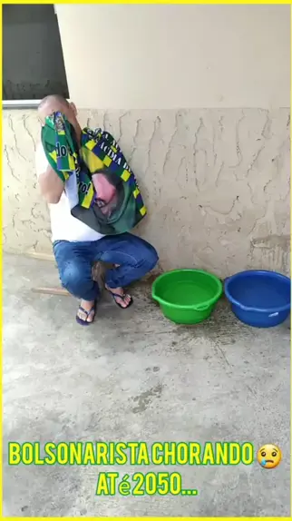 meme bolsonarista chorando